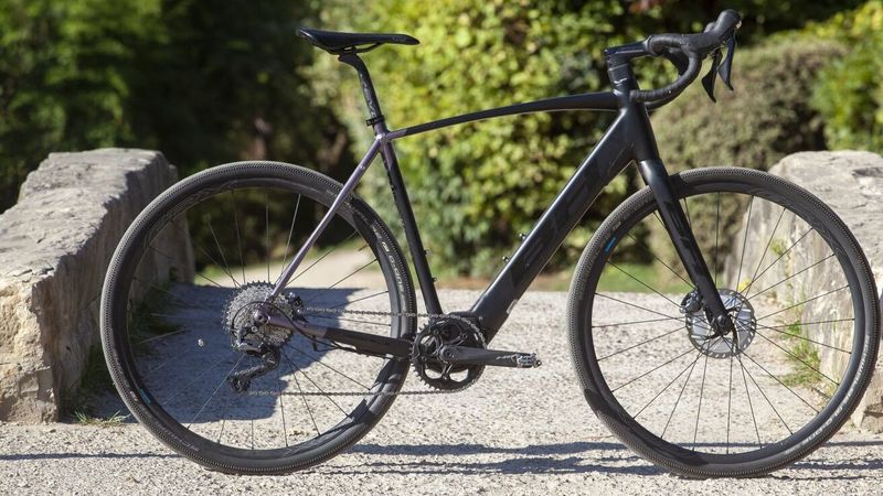 Comment choisir un vélo électrique de course puissant et léger ? | Chango